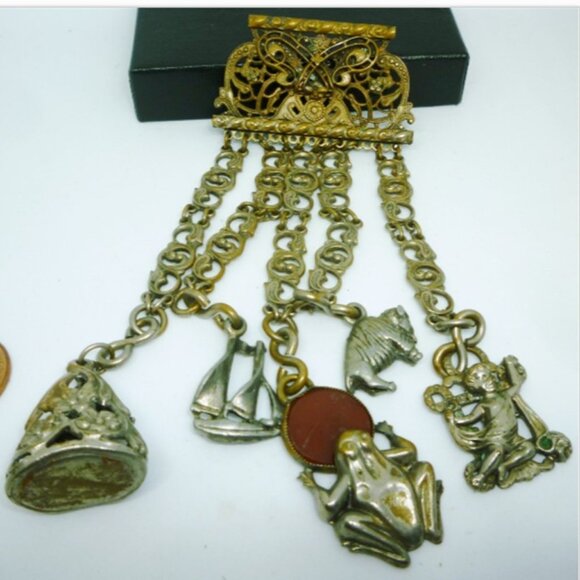 Leo Glass | Jewelry | Unique Vintage Antique Leo Glass Crest Chatelaine ...